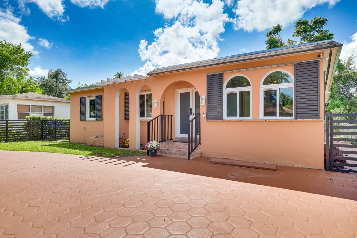 157 M² House ∙ 4 Bedrooms ∙ 8 Guests - Miami International Airport (MIA)