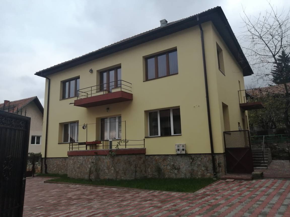 120 M² Villa ∙ 2 Bedrooms ∙ 5 Guests - Transylvania
