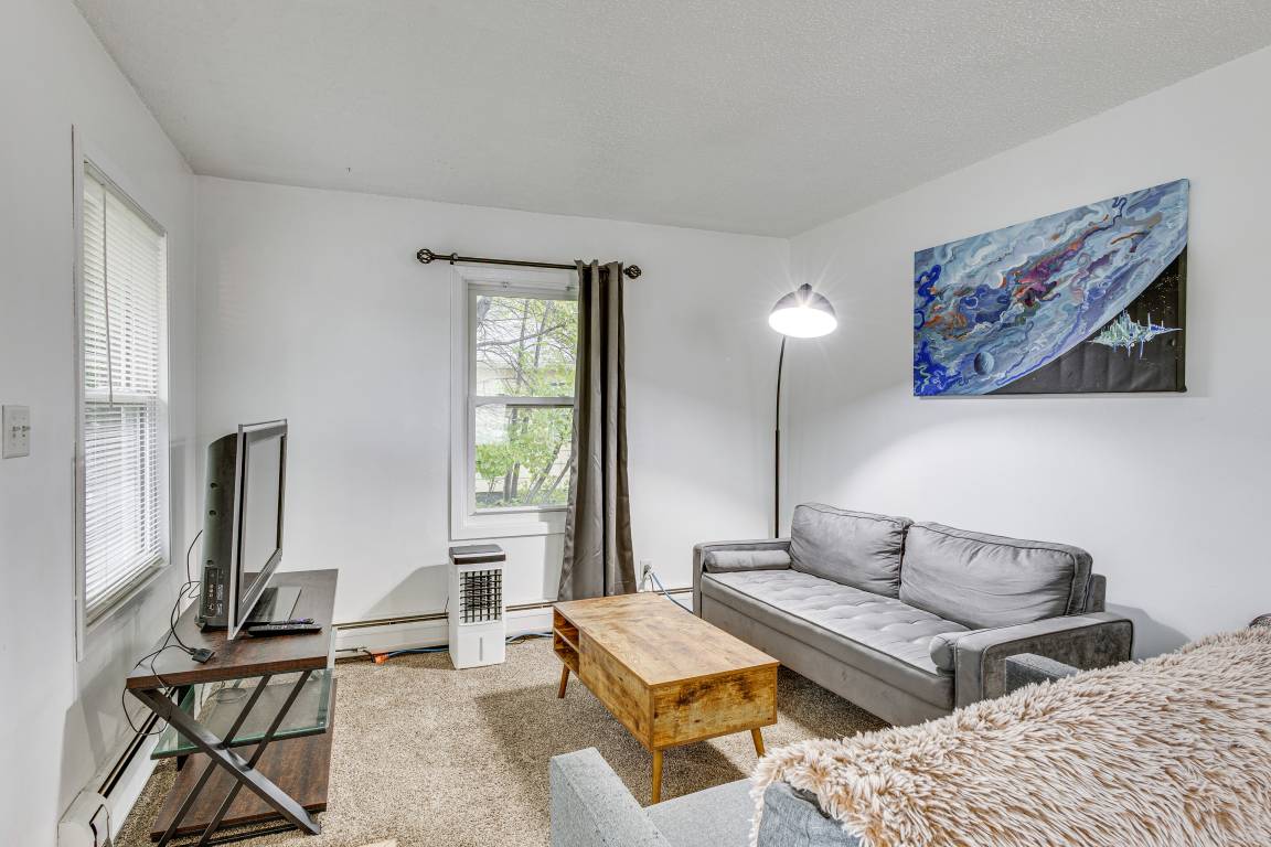 92 M² House ∙ 3 Bedrooms ∙ 6 Guests - Bismarck, ND