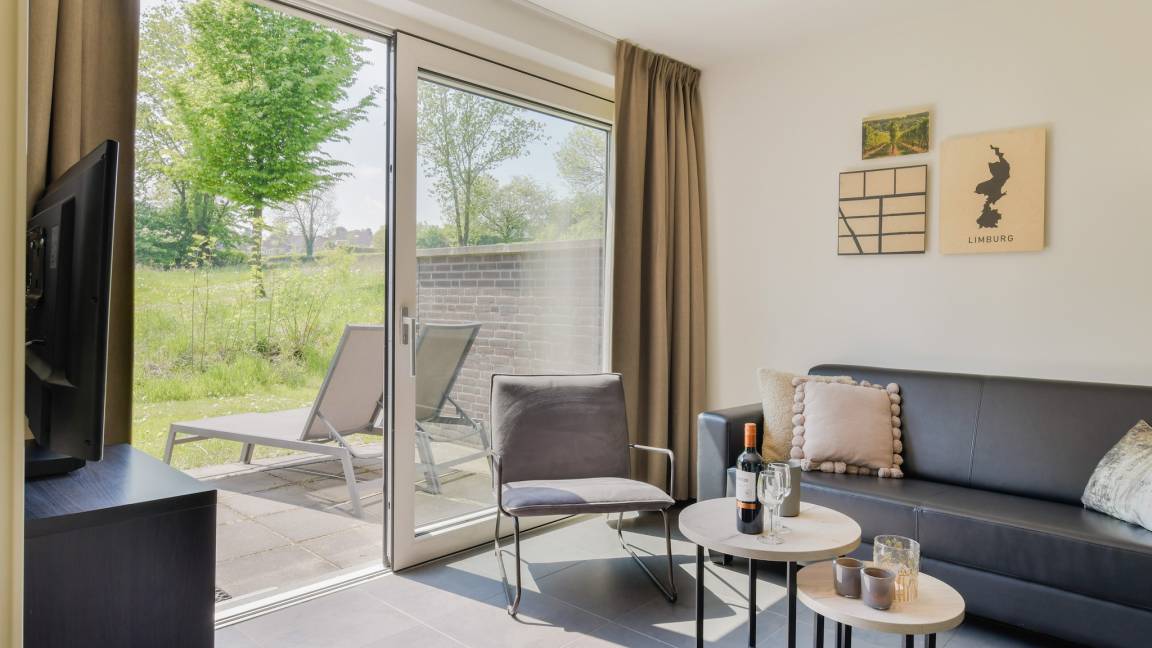 70 M² Bungalow ∙ 2 Schlafzimmer ∙ 4 Gäste - Limburg