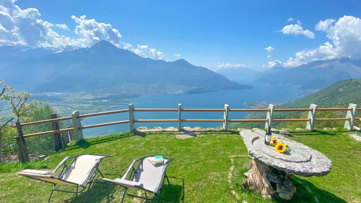 30 M² Ferienhaus ∙ 1 Schlafzimmer ∙ 4 Gäste - Domaso