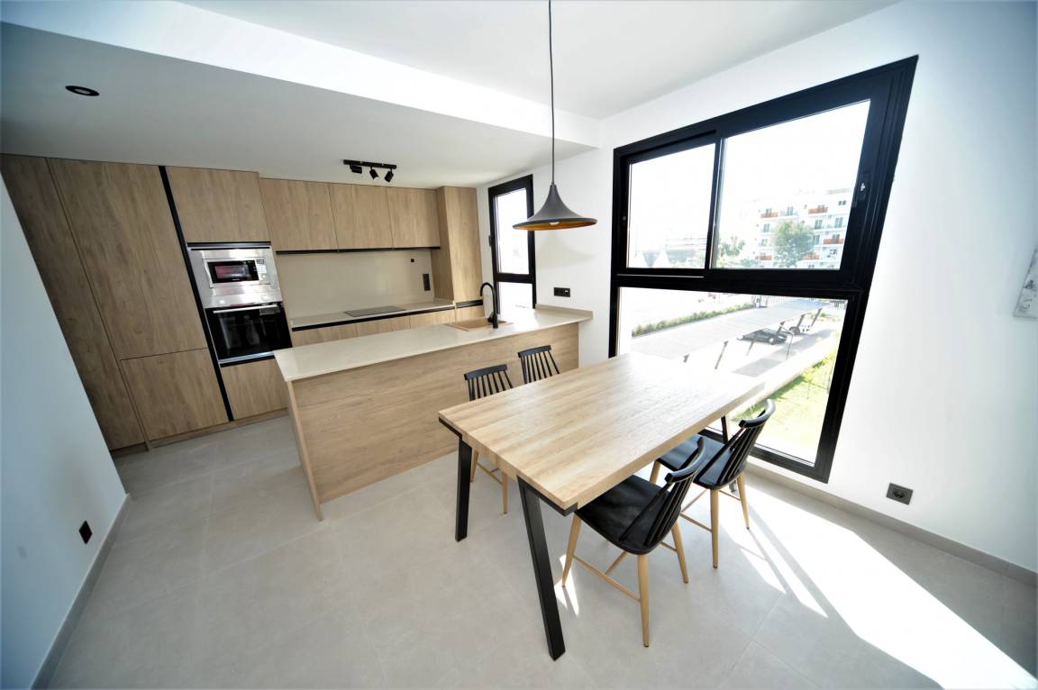 75 M² Apartment ∙ 3 Bedrooms ∙ 6 Guests - Benicàssim