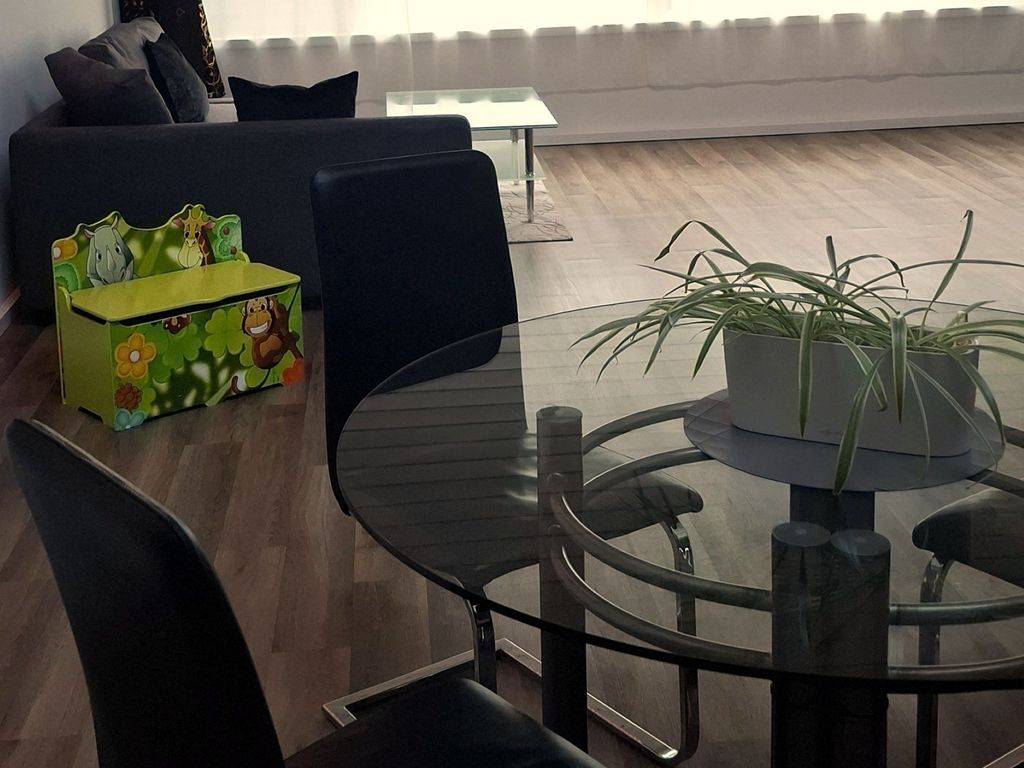 80 M² Apartment ∙ 2 Bedrooms ∙ 5 Guests - Stoos