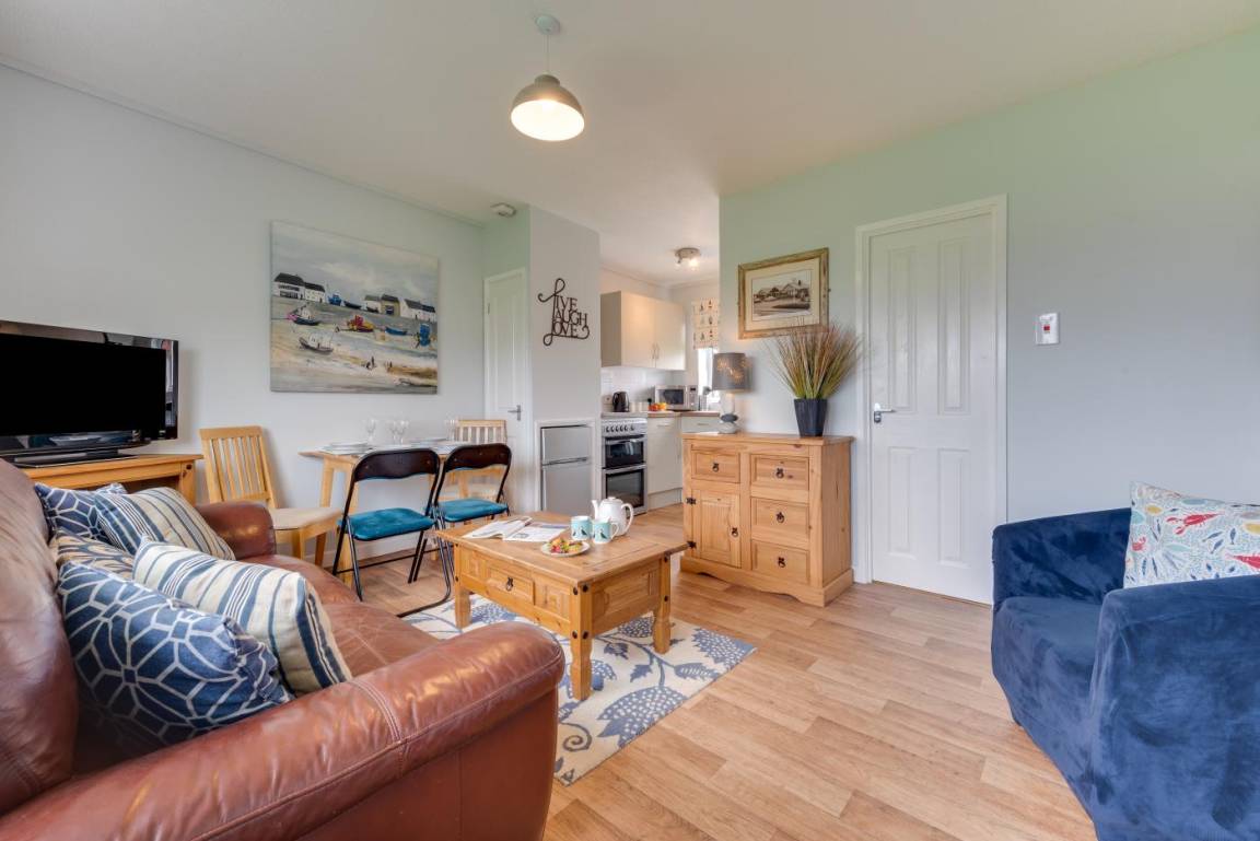 Cottage ∙ 2 Bedrooms ∙ 5 Guests - Mundesley