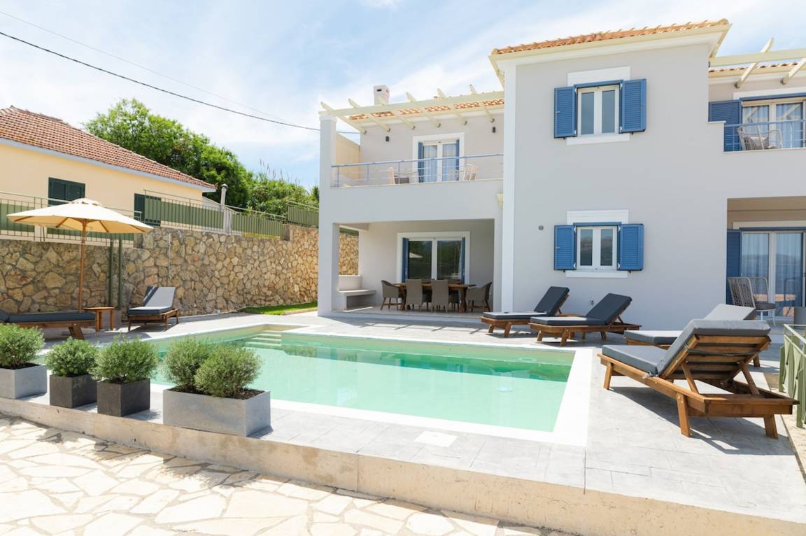 148 M² Apartment ∙ 3 Bedrooms ∙ 7 Guests - Cephalonia