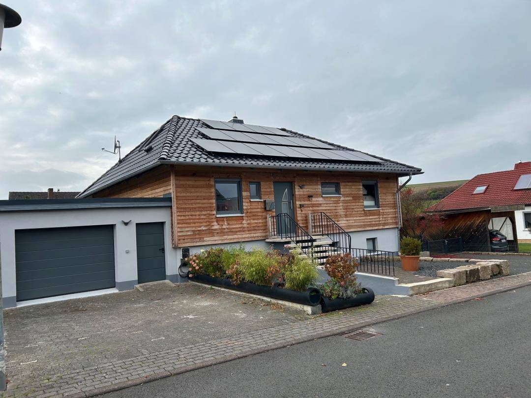 60 M² Ferienwohnung ∙ 1 Schlafzimmer ∙ 3 Gäste - Melsungen