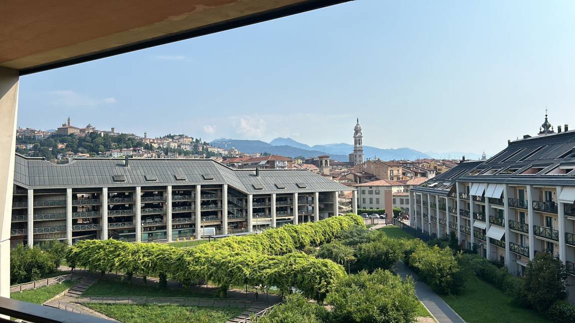 170 M² Private Room ∙ 1 Bedroom ∙ 6 Guests - Bergamo