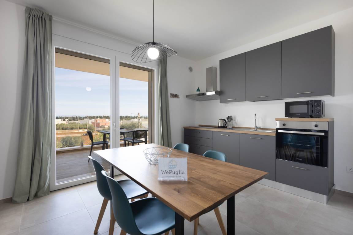 105 M² Huoneisto ∙ 3 Makuuhuonetta ∙ 6 Vierasta - Monopoli