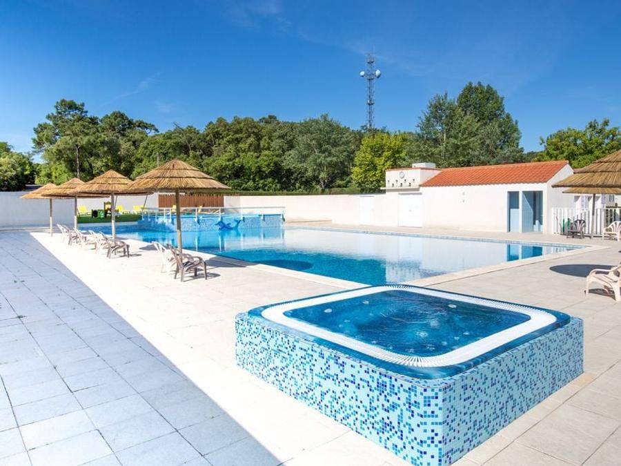 27 M² Chalet ∙ 2 Bedrooms ∙ 4 Guests - Saint-Jean-de-Monts