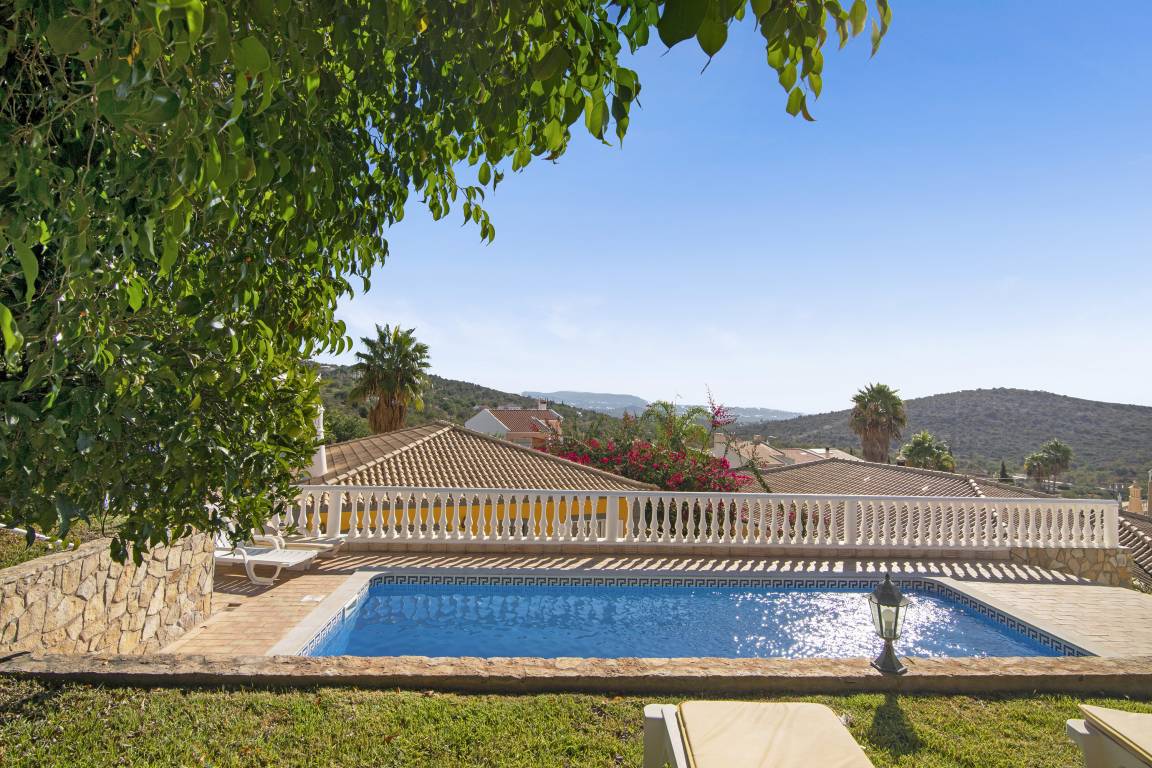 130 M² Villa ∙ 3 Habitaciones ∙ 6 Huéspedes - Quarteira