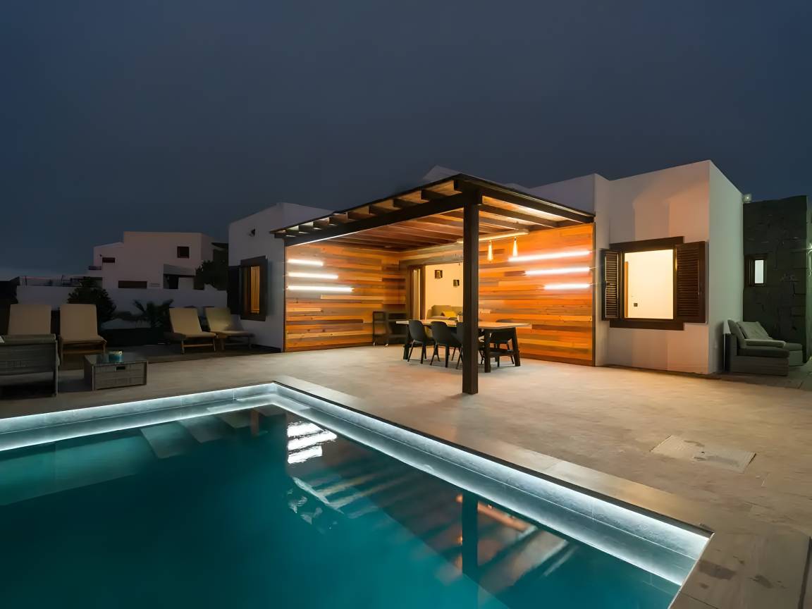 90 M² Villa ∙ 3 Chambres ∙ 6 Personnes - Playa Blanca