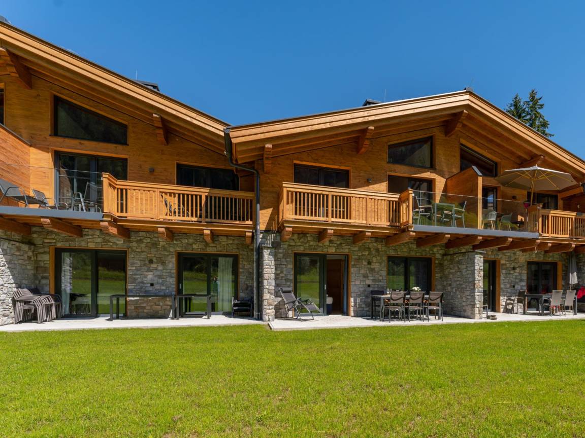 134 M² Chalet ∙ 4 Bedrooms ∙ 8 Guests - Werfenweng