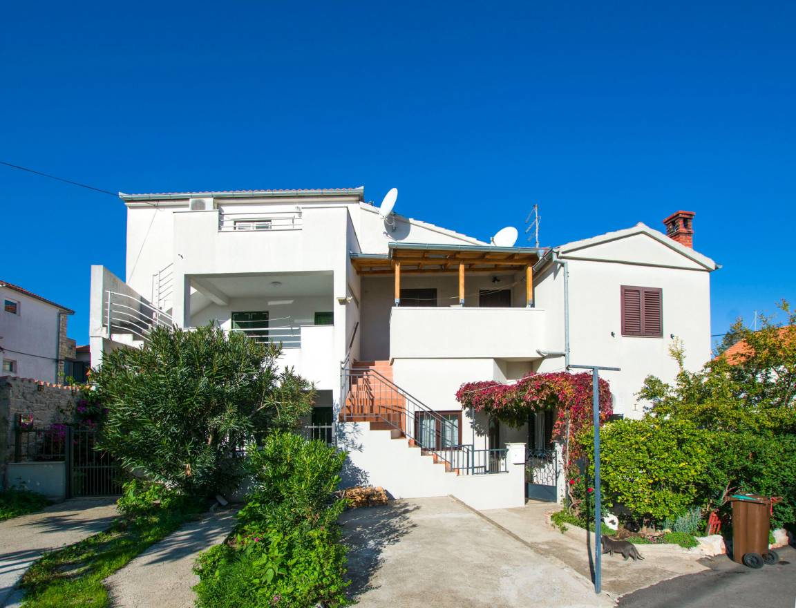 Apartment ∙ 2 Bedrooms ∙ 4 Guests - Biograd na Moru