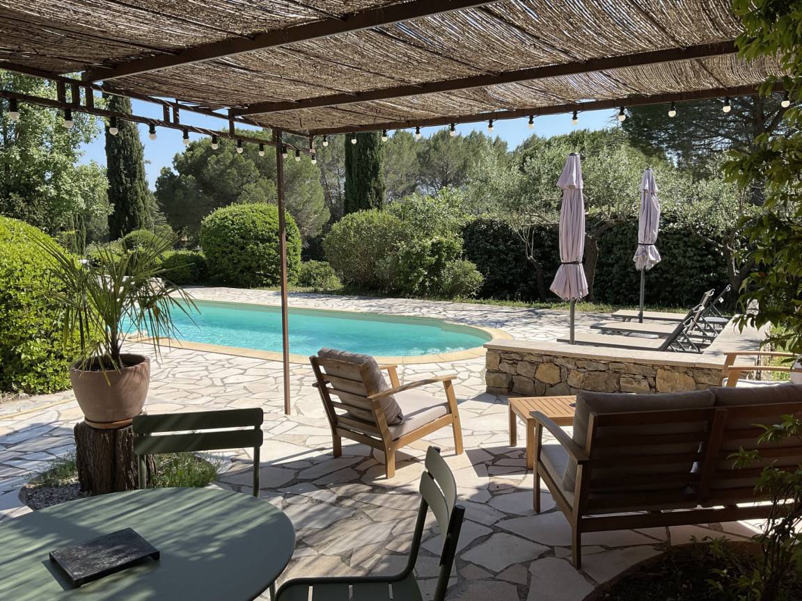 150 M² Ferienhaus ∙ 3 Schlafzimmer ∙ 8 Gäste - Cotignac