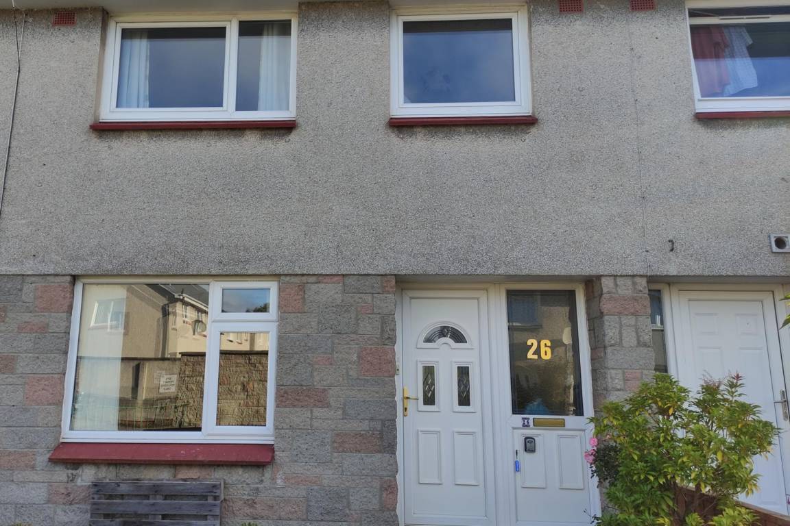 75 M² Ferienhaus ∙ 3 Schlafzimmer ∙ 5 Gäste - Inverness