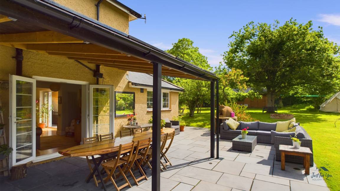 194 M² House ∙ 4 Bedrooms ∙ 8 Guests - Bembridge