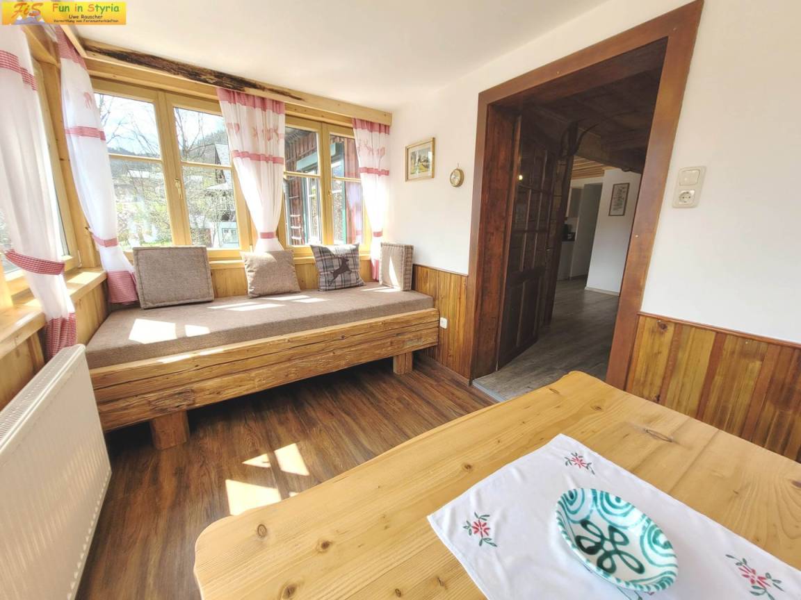 80 M² Ferienwohnung ∙ 2 Schlafzimmer ∙ 4 Gäste - Altaussee