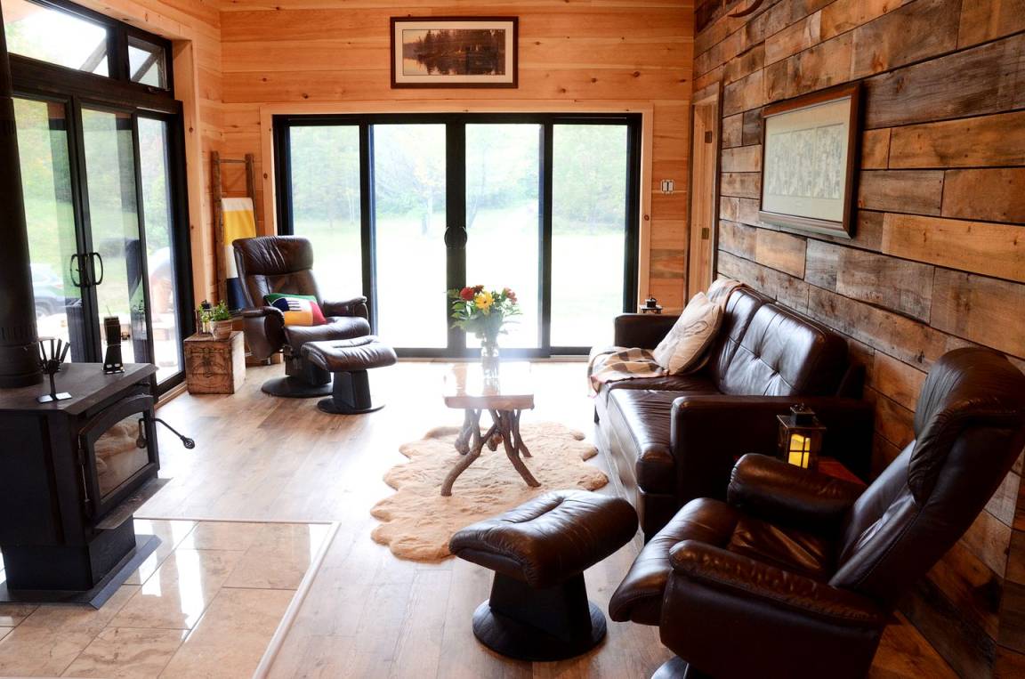 House ∙ 2 Bedrooms ∙ 2 Guests - Campbellford