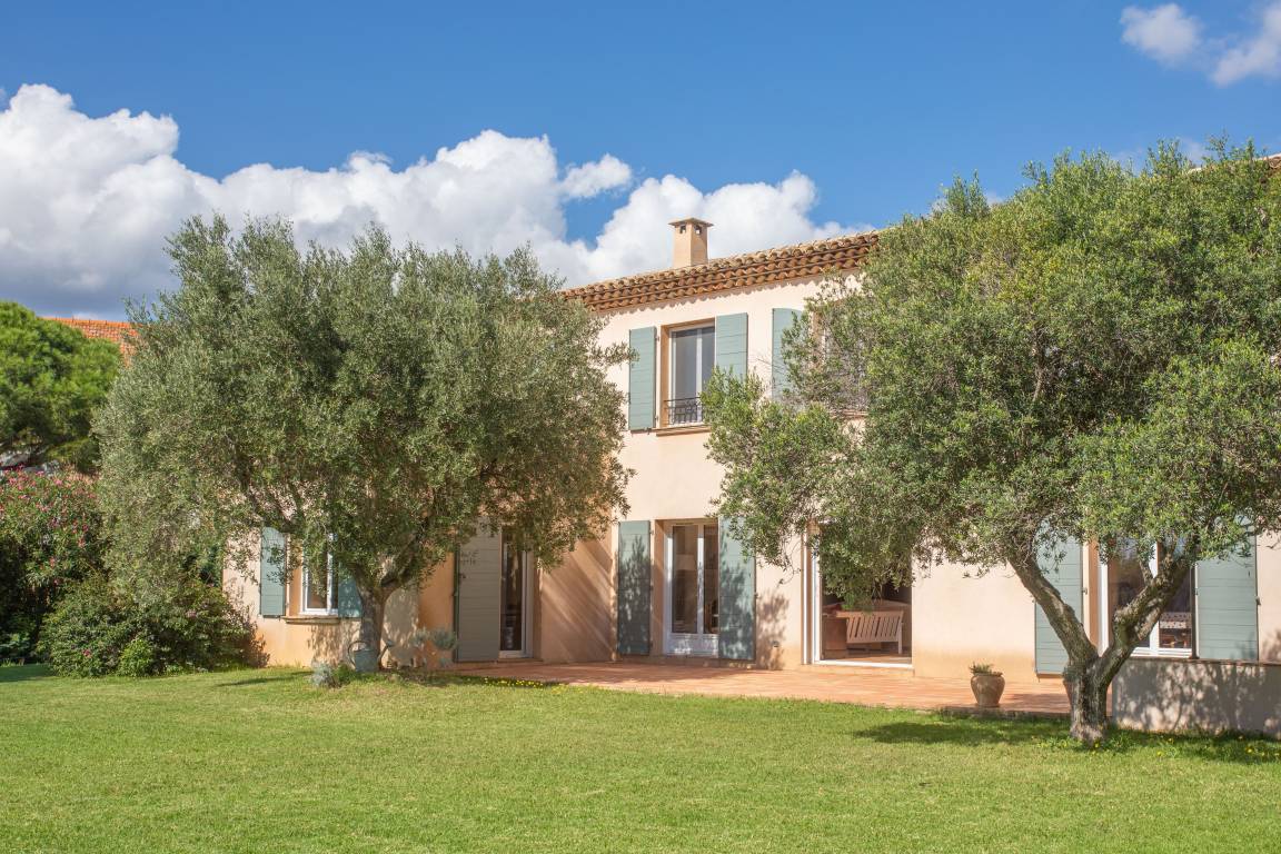 400 M² Villa ∙ 7 Chambres ∙ 12 Personnes - La Croix-Valmer
