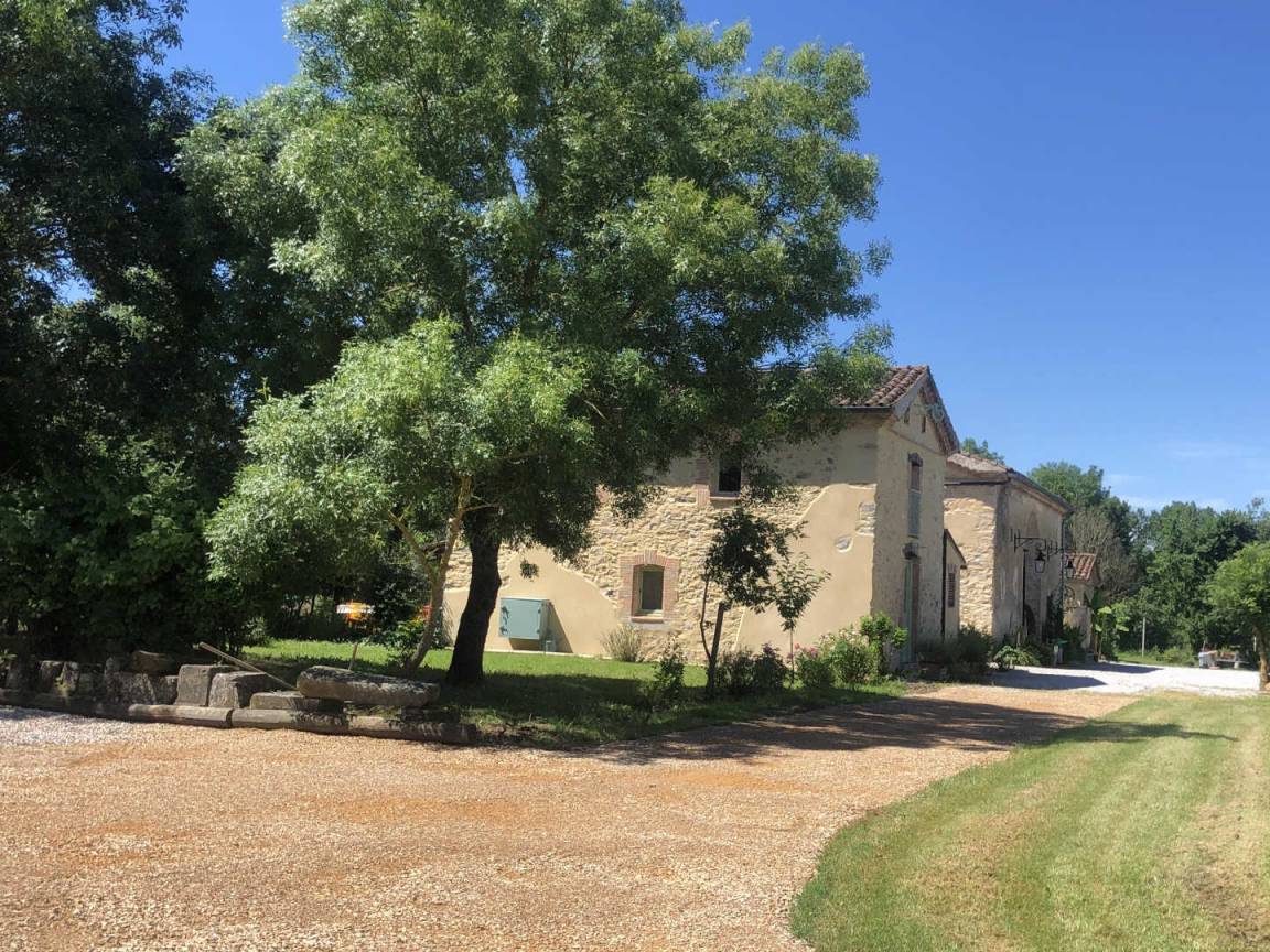 120 M² Gîte ∙ 2 Chambres ∙ 5 Personnes - Castres