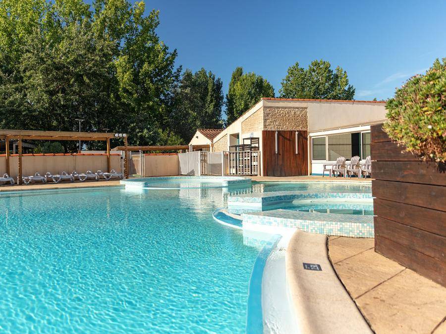 32 M² Mobil-home ∙ 2 Chambres ∙ 4 Personnes - Longeville-sur-Mer