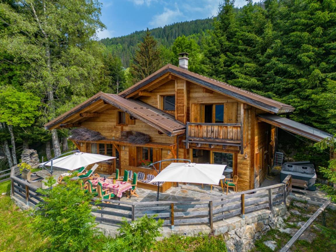 120 M² Chalet ∙ 3 Chambres ∙ 8 Personnes - Manigod