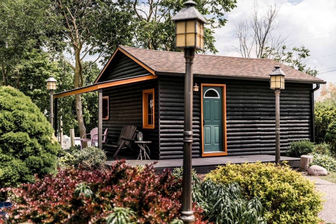 House ∙ 1 Bedroom ∙ 2 Guests - Bellevue, IA