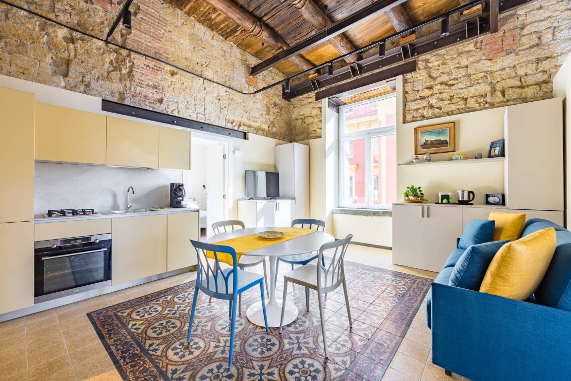 65 M² Ferienwohnung ∙ 2 Schlafzimmer ∙ 6 Gäste - Neapel
