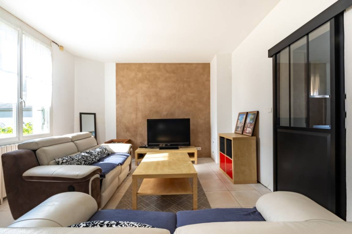 110 M² Maison De Vacances ∙ 4 Chambres ∙ 8 Personnes - Tours