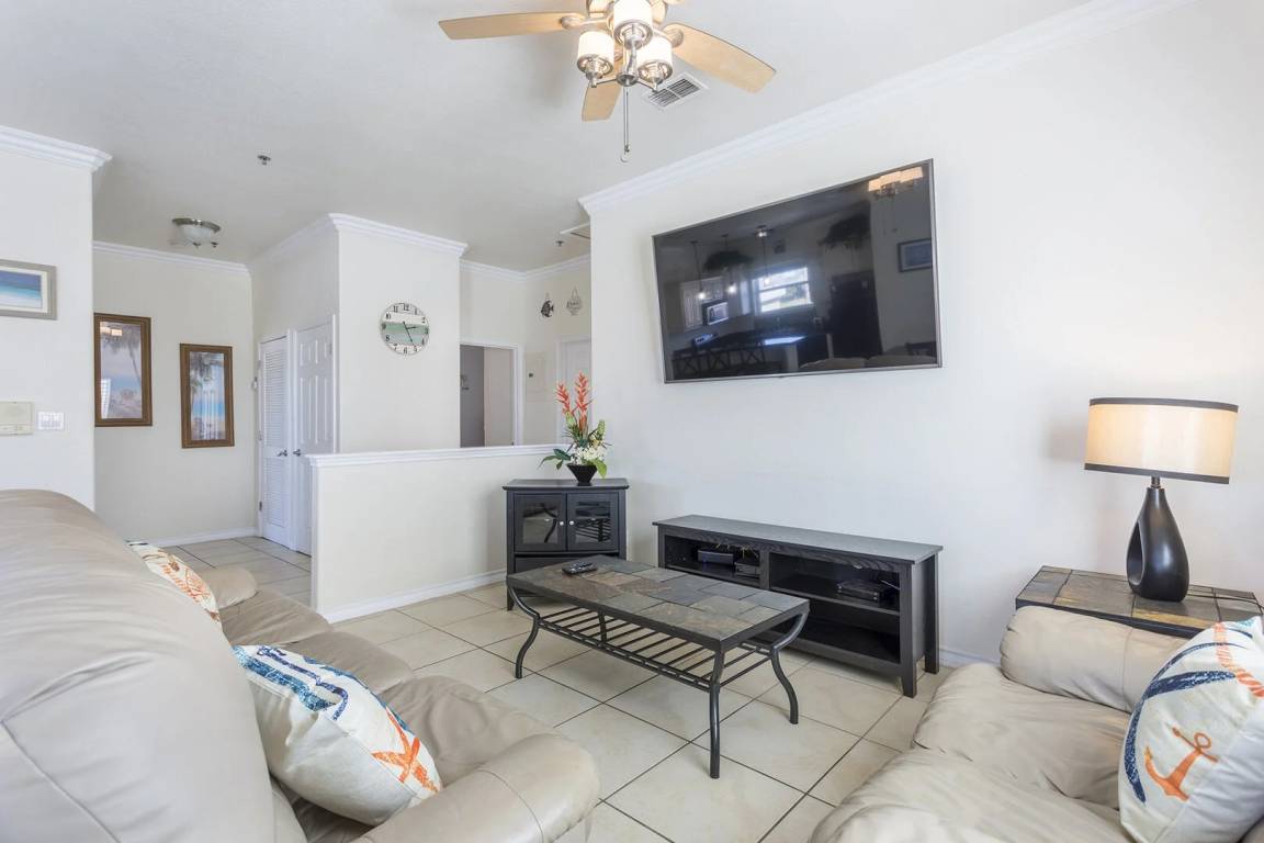 120 M² Condo ∙ 3 Bedrooms ∙ 8 Guests - South Padre Island, TX