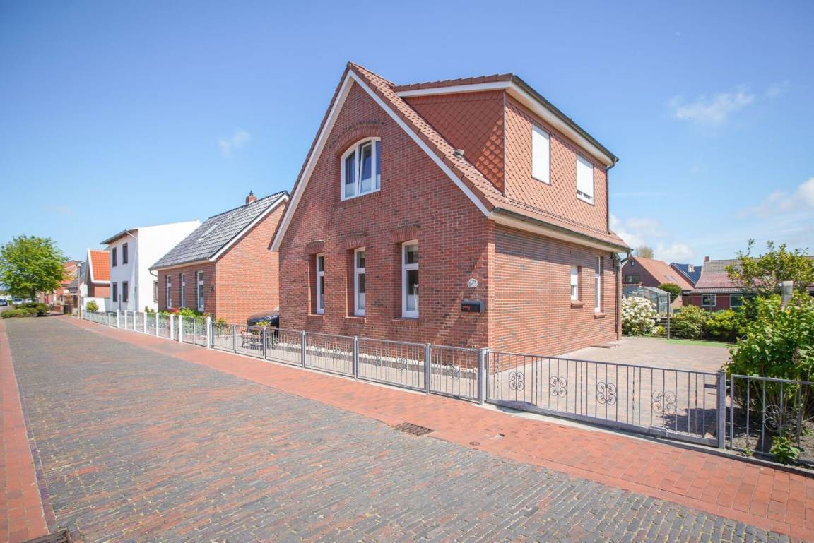 102 M² House ∙ 2 Bedrooms ∙ 5 Guests - Borkum