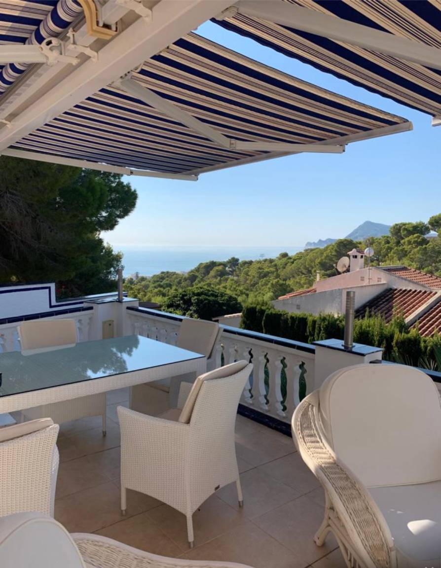 Villa ∙ 3 Bedrooms ∙ 6 Guests - Altea