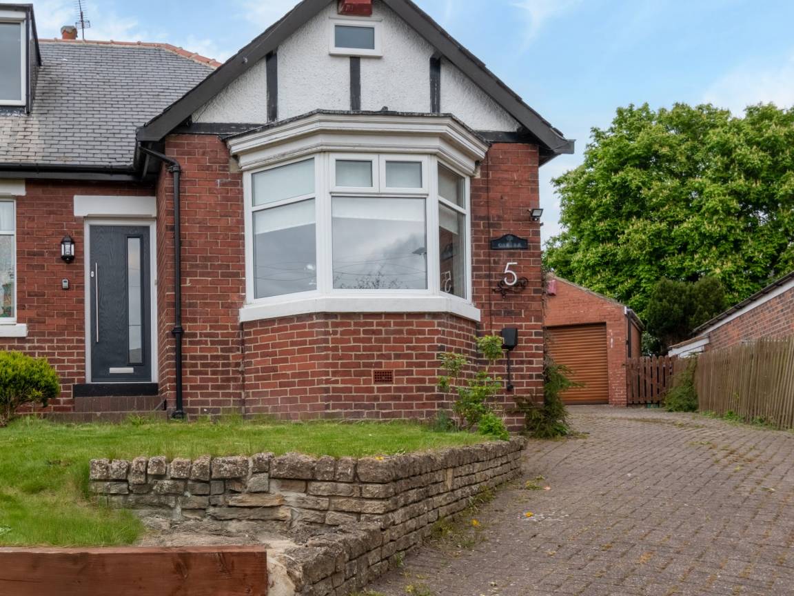 Cottage ∙ 3 Bedrooms ∙ 6 Guests - Durham