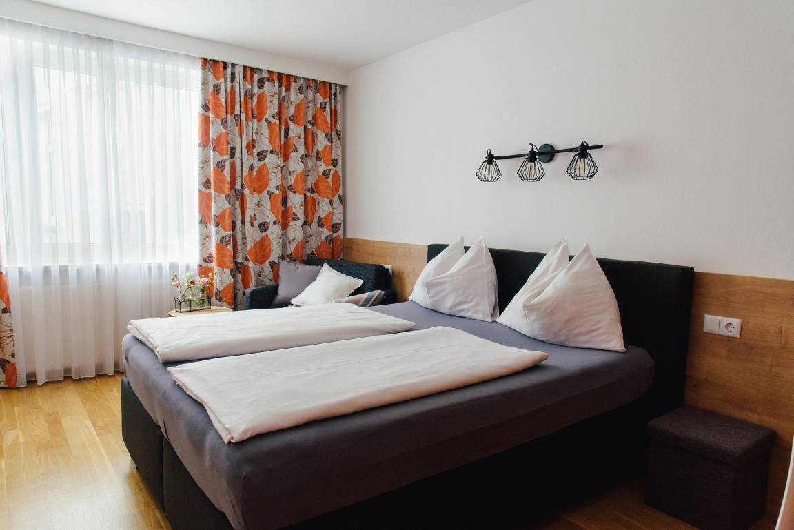25 M² Hotel ∙ 1 Schlafzimmer ∙ 3 Gäste - Seekirchen am Wallersee