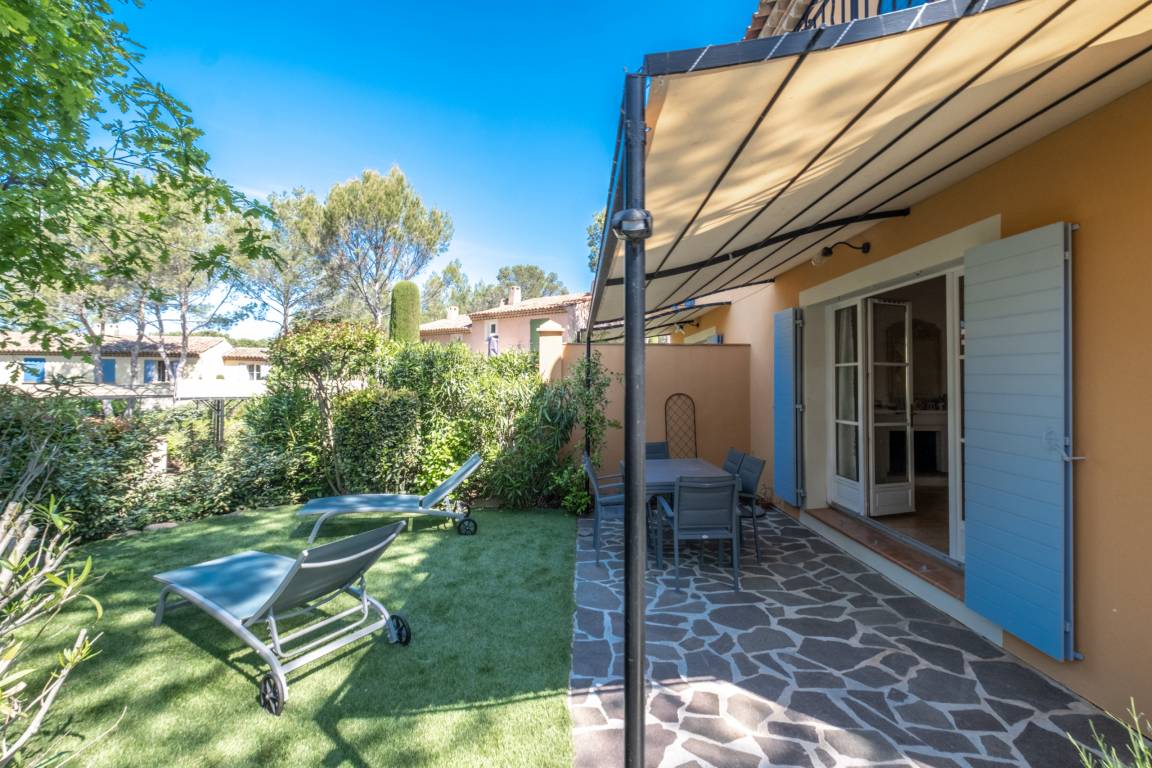 100 M² Ferienhaus ∙ 3 Schlafzimmer ∙ 6 Gäste - Le Muy