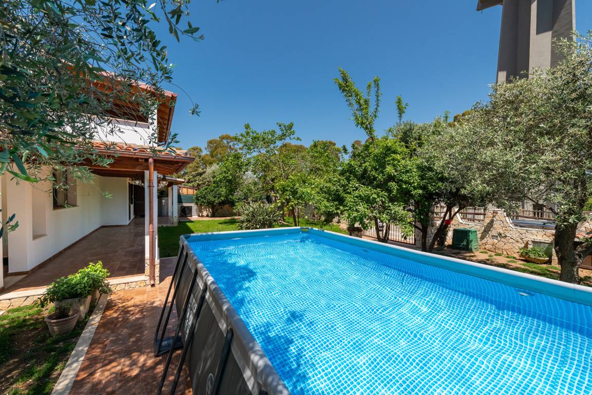 80 M² House ∙ 2 Bedrooms ∙ 3 Guests - Cagliari