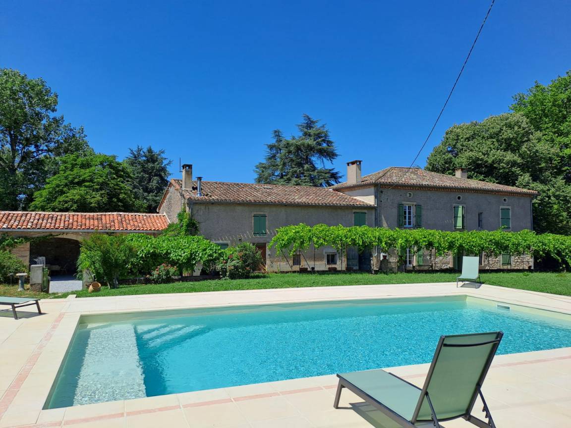 320 M² Gîte ∙ 6 Bedrooms ∙ 12 Guests - Albi