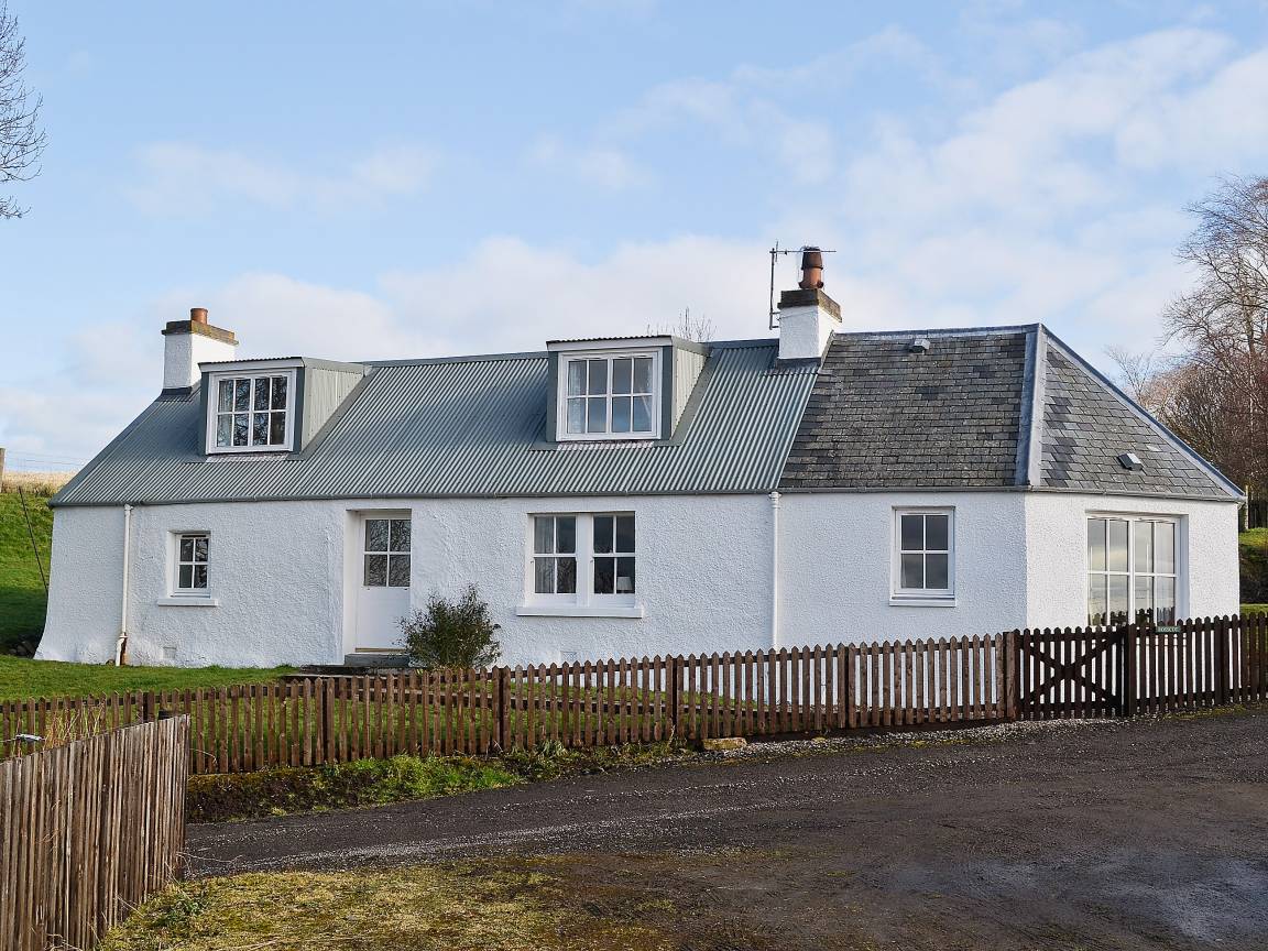 Cottage ∙ 3 Bedrooms ∙ 6 Guests - Tain