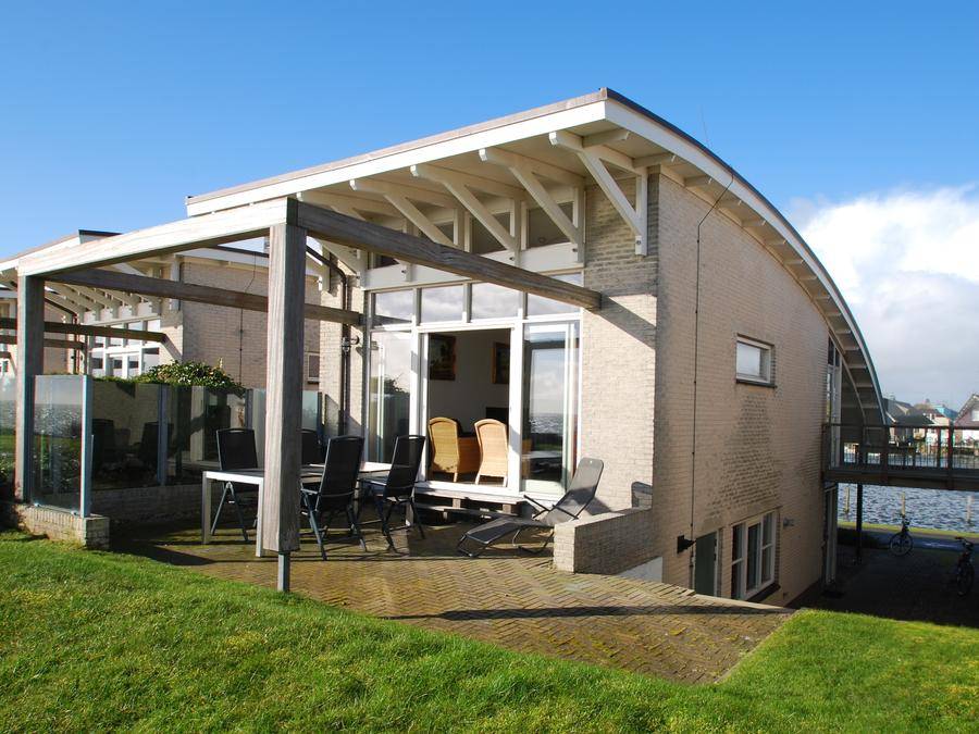 Villa ∙ 3 Bedrooms ∙ 6 Guests - Makkum