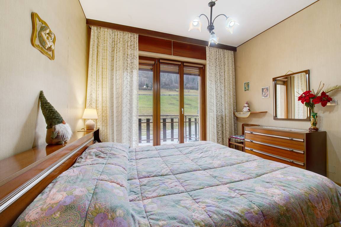 100 M² House ∙ 3 Bedrooms ∙ 5 Guests - Aosta