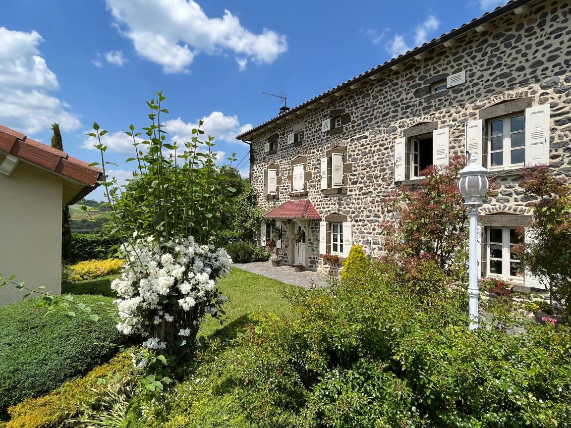 120 M² Cottage ∙ 3 Chambres ∙ 6 Personnes - Haute-Loire