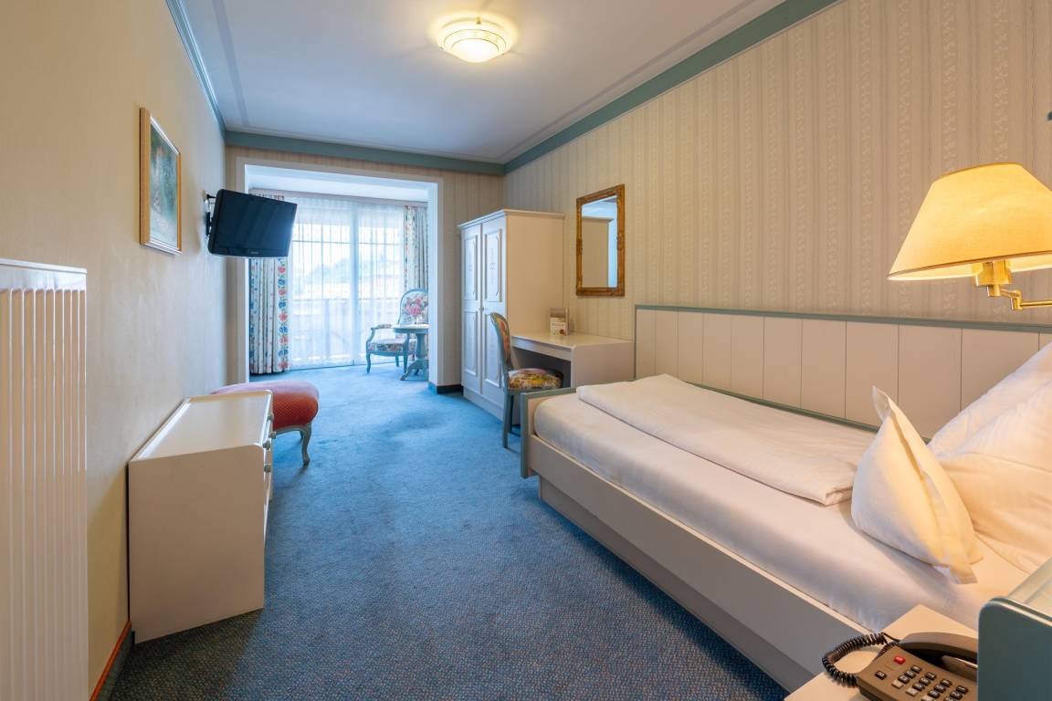 12 M² Hotel ∙ 1 Bedroom ∙ 1 Guest - Spittal an der Drau