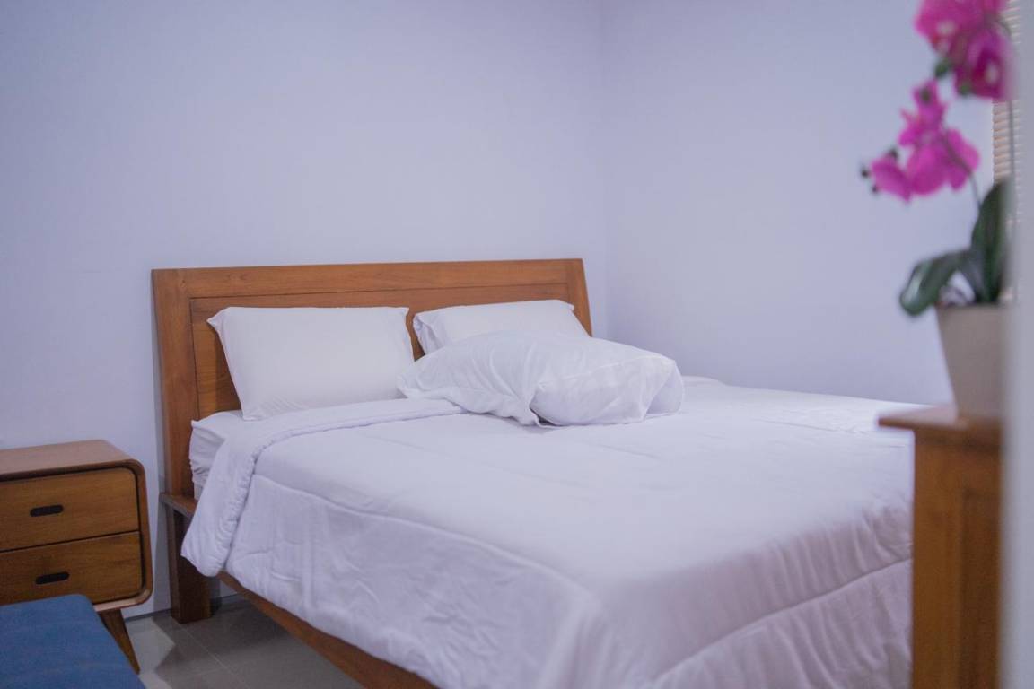 100 M² Villa ∙ 3 Bedrooms ∙ 9 Guests - Jimbaran
