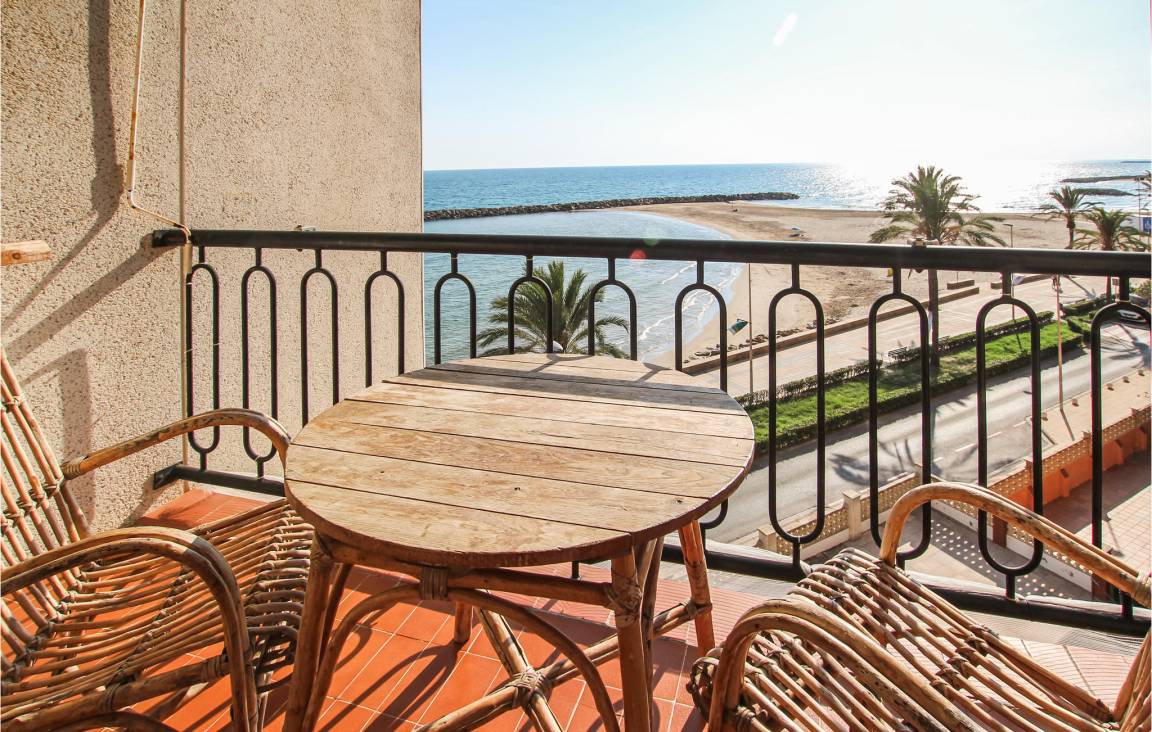 85 M² Apartment ∙ 4 Bedrooms ∙ 6 Guests - Calafell