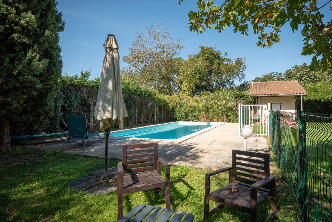 120 M² Huis ∙ 4 Slaapkamers ∙ 14 Gasten - Marciac