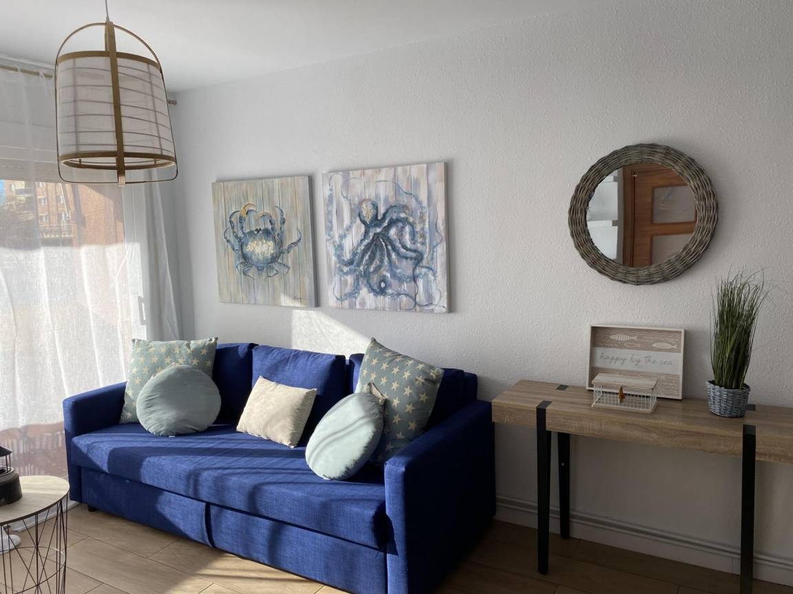 70 M² Apartment ∙ 3 Bedrooms ∙ 7 Guests - Mataró