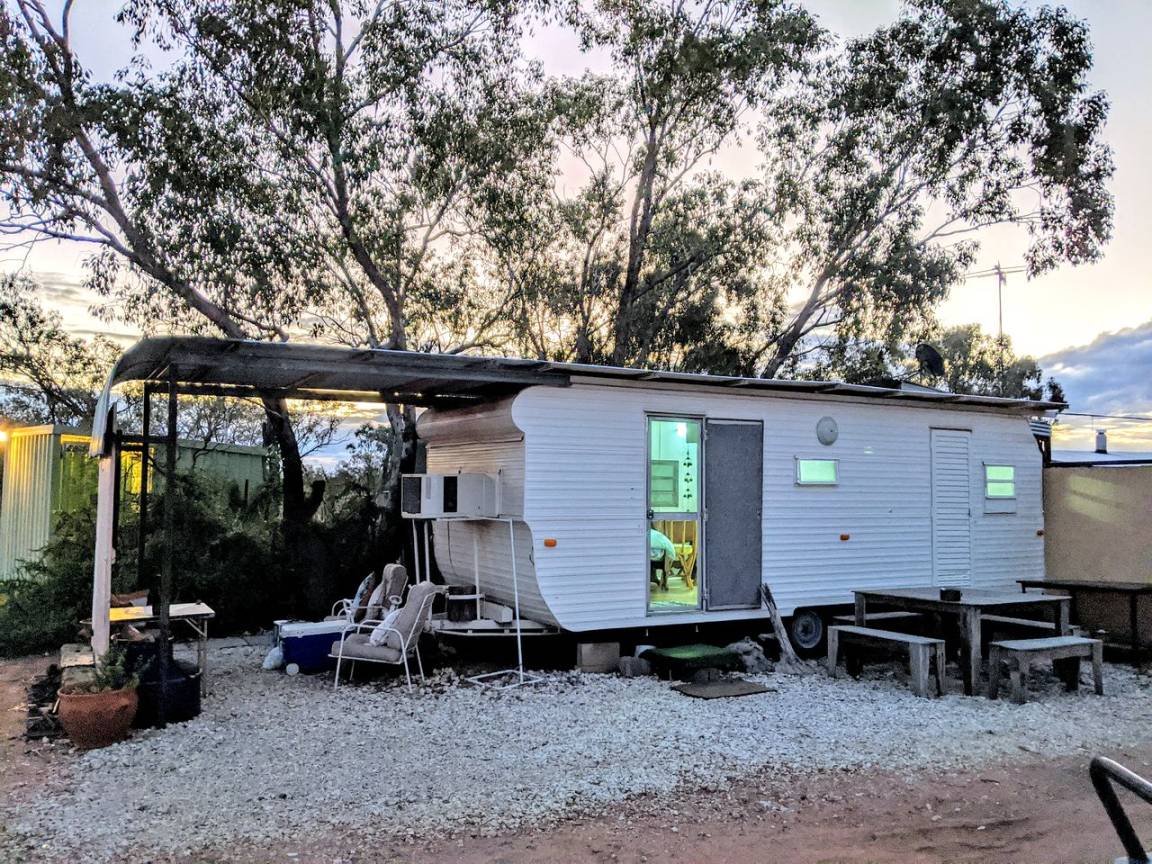 Caravan ∙ 1 Bedroom ∙ 3 Guests - Lightning Ridge
