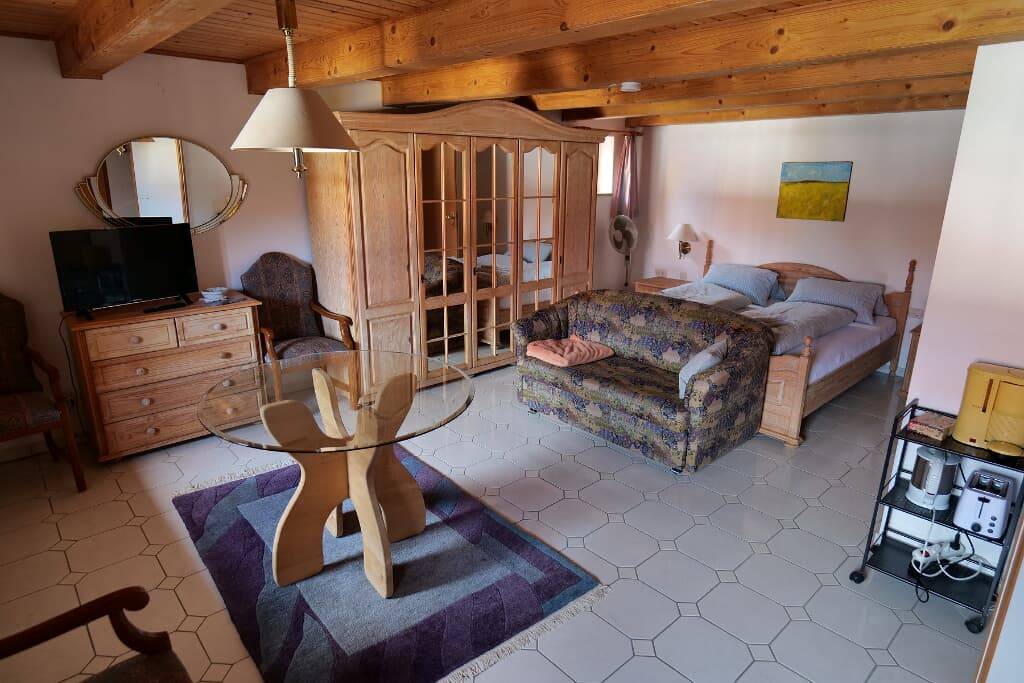 50 M² Ferienwohnung ∙ 2 Schlafzimmer ∙ 4 Gäste - Bad Birnbach