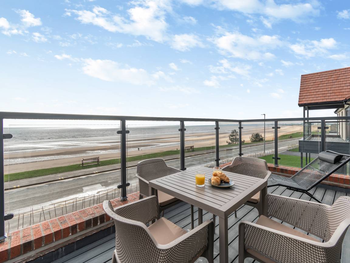Cottage ∙ 5 Bedrooms ∙ 10 Guests - Flamborough