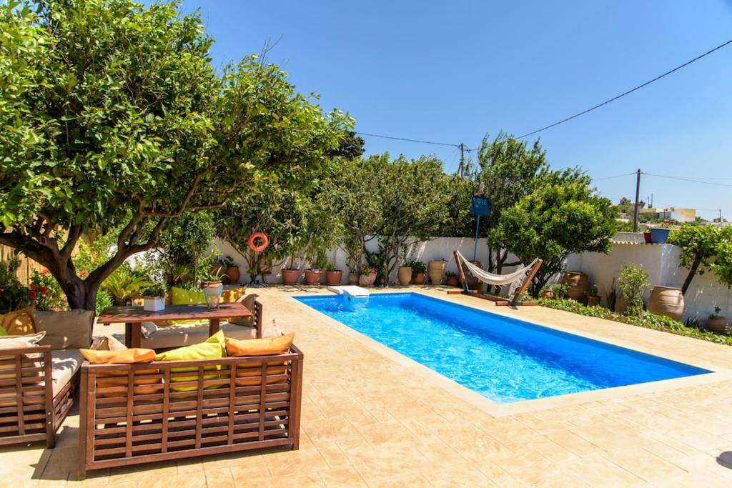 Villa ∙ 3 Bedrooms ∙ 8 Guests - Plakias